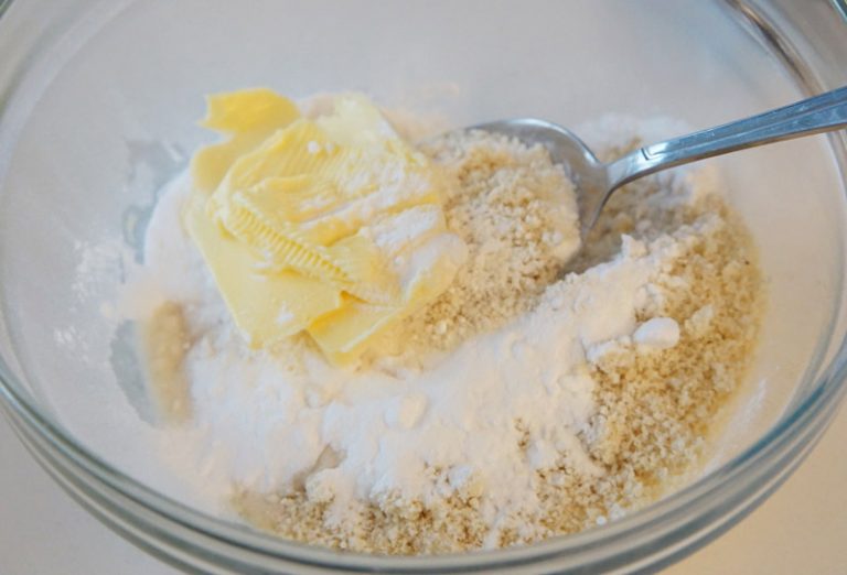 Quick & Easy Keto Butter Cookies - Delightfully Low Carb