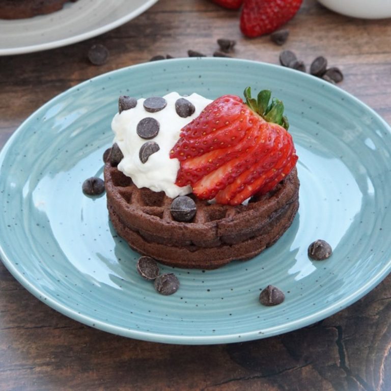 Easy Keto Chocolate Chaffles Recipe (2g net carbs) - Delightfully Low Carb