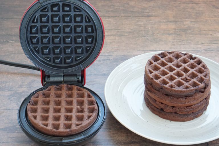 Easy Keto Chocolate Chaffles Recipe (2g net carbs) - Delightfully Low Carb